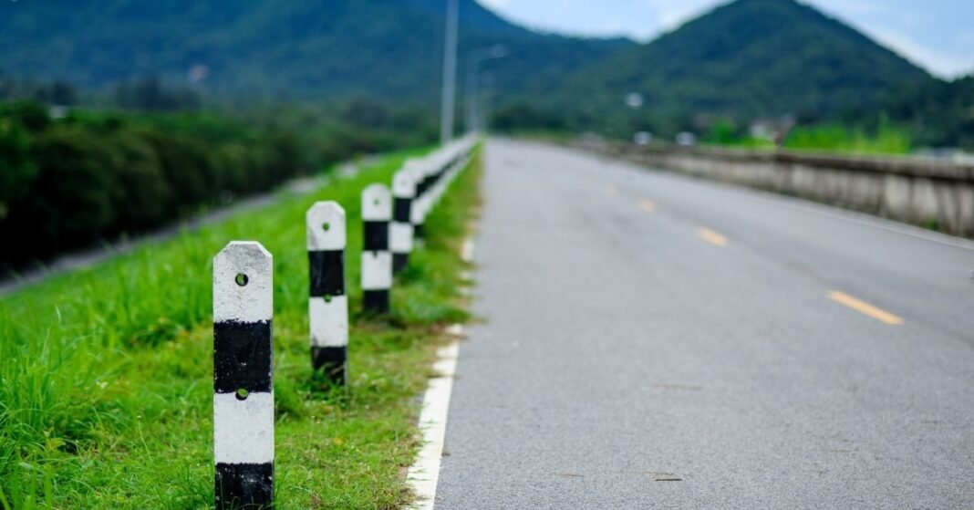 Dhaula Kuan to Kapashera Border - Distance, Bus & Travel Time